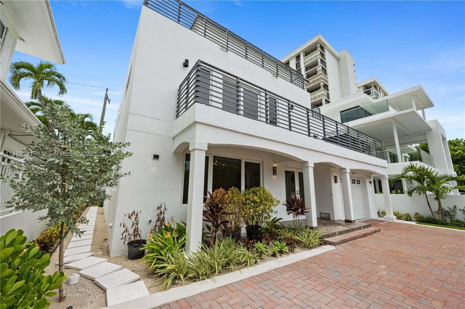 Las Olas By The Sea Best Deals For Rent & Specials in Fort Lauderdale